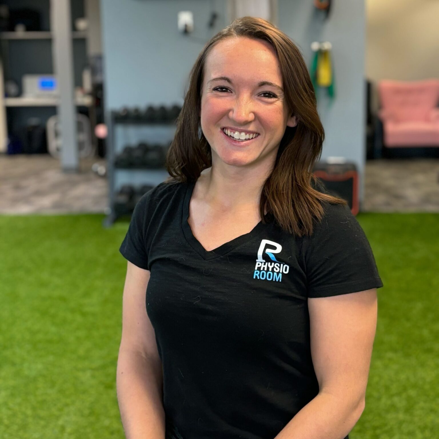 Knee Pain During Squats? Here’s Why (and How to Fix It) - Physio Room
